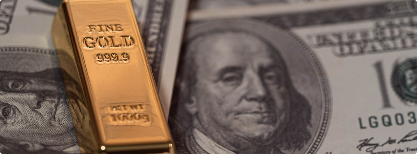 Gold vs. Paper Money: A Modern Dilemma in Wealth Preservation